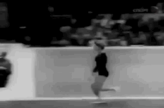 These Images Perfectly Capture How Vaulting Has Changed Over The Years