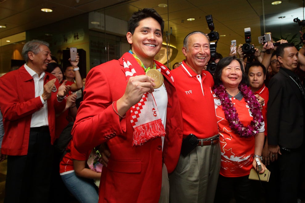 25 Emotional Pictures Of Olympic Parents That Will Make You Weep