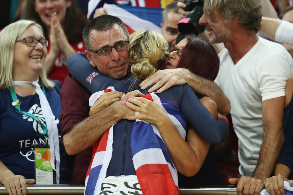 25 Emotional Pictures Of Olympic Parents That Will Make You Weep