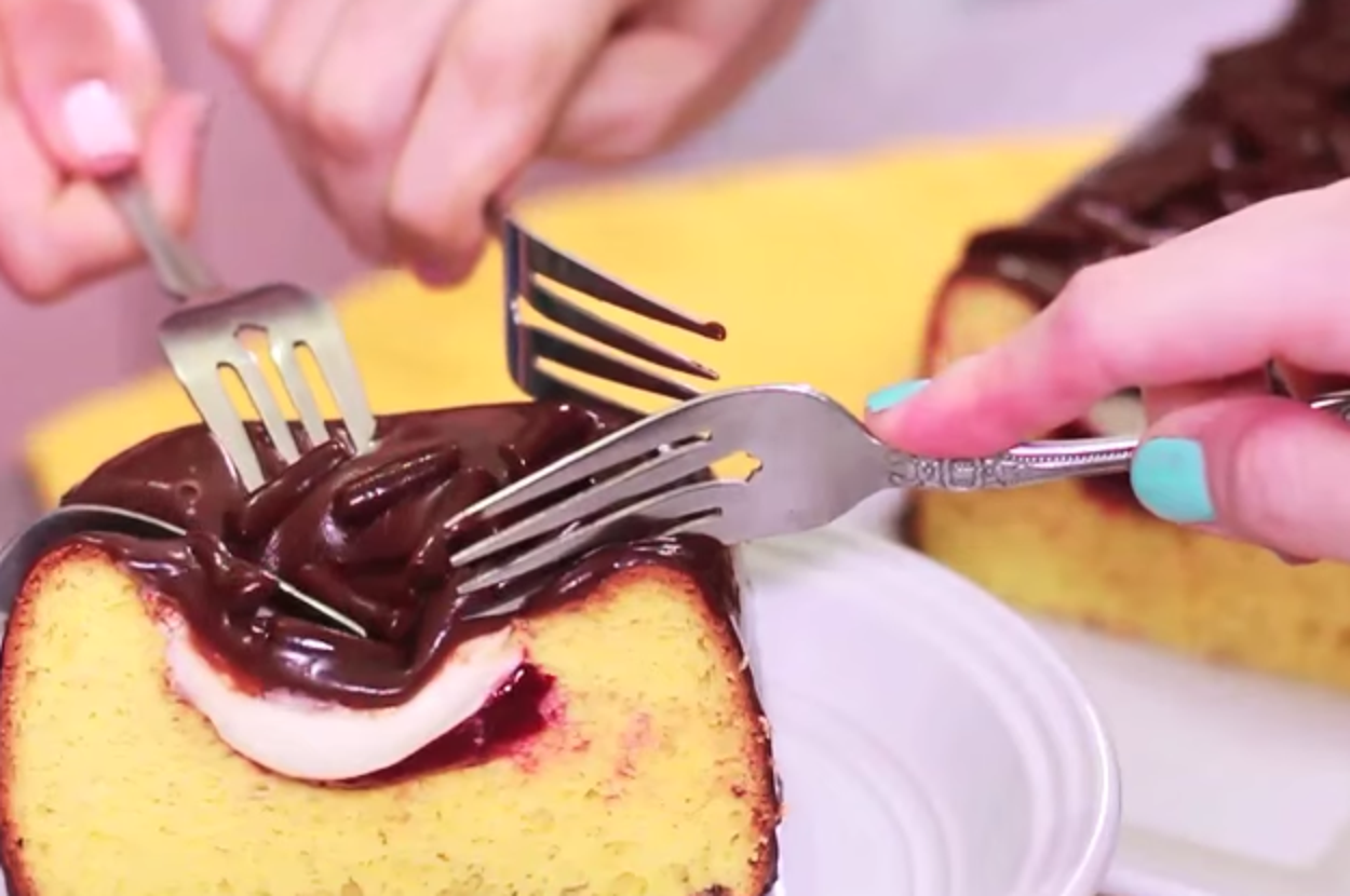 This Chocolate Gansito Cake Will Make You Drool Uncontrollably