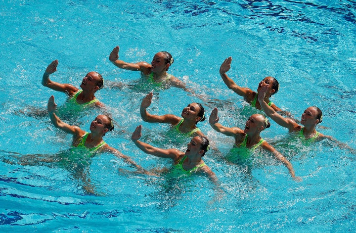 These Routines In The Olympic Synchronized Swimming Are All Of Our ...