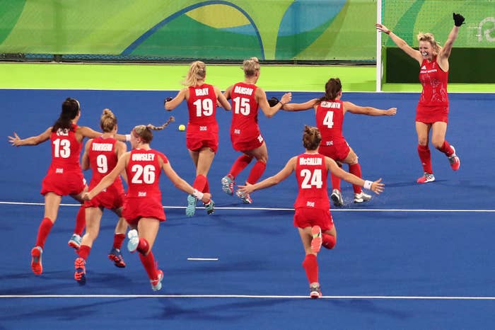 These British Hockey Players Are The First Same Sex Married Couple To