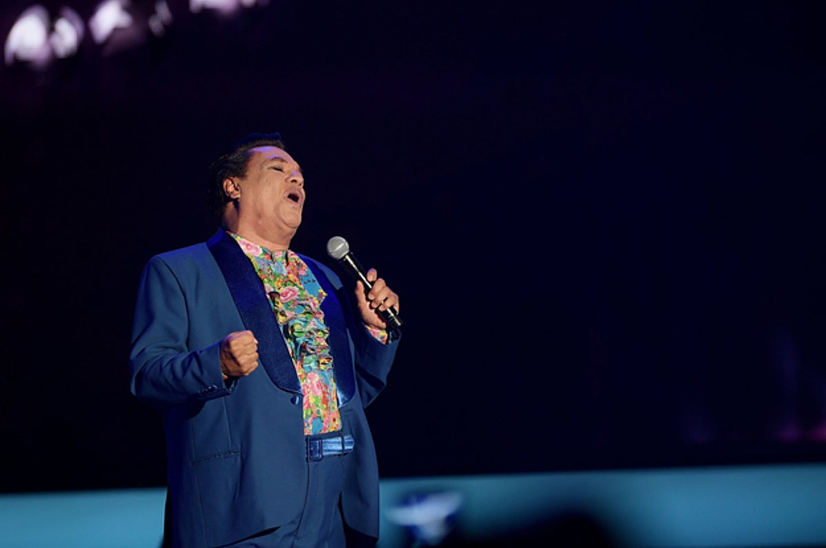 Mexican Singer Juan Gabriel Dies At 66