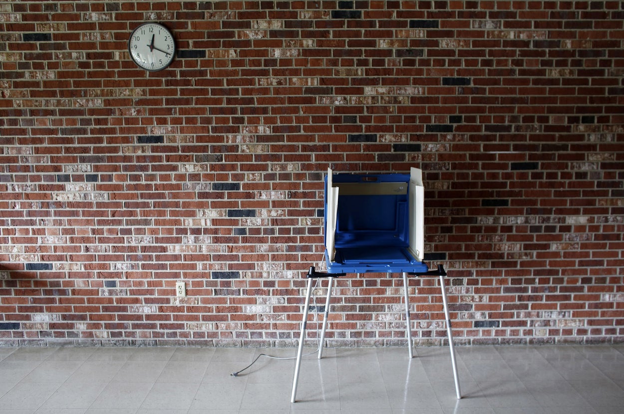 Hackers Say It Would Be "Too Easy" To Hack The U.S. Elections