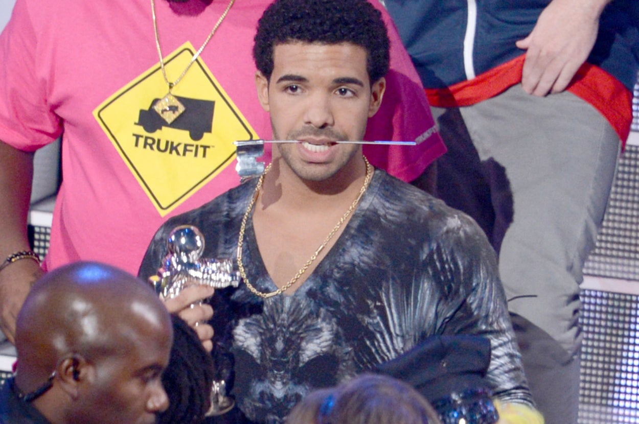 15 Times Drake Wore Some Very Questionable Outfits