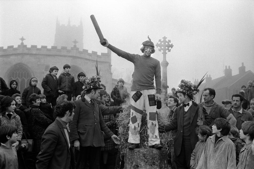 These Are The Most Fascinating And Downright Bizarre British Traditions ...