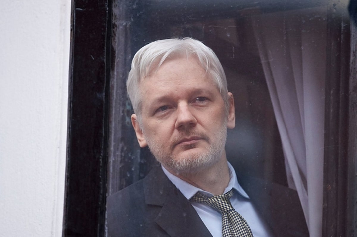 WikiLeaks Founder's Deteriorating Health In The Spotlight After Records ...