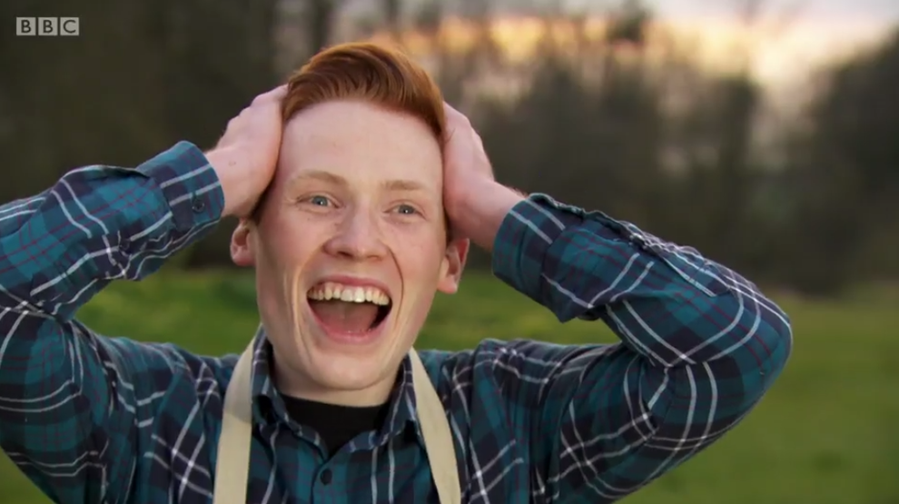 Just 22 Wonderful Photos Of Andrew's Face On "Bake Off"