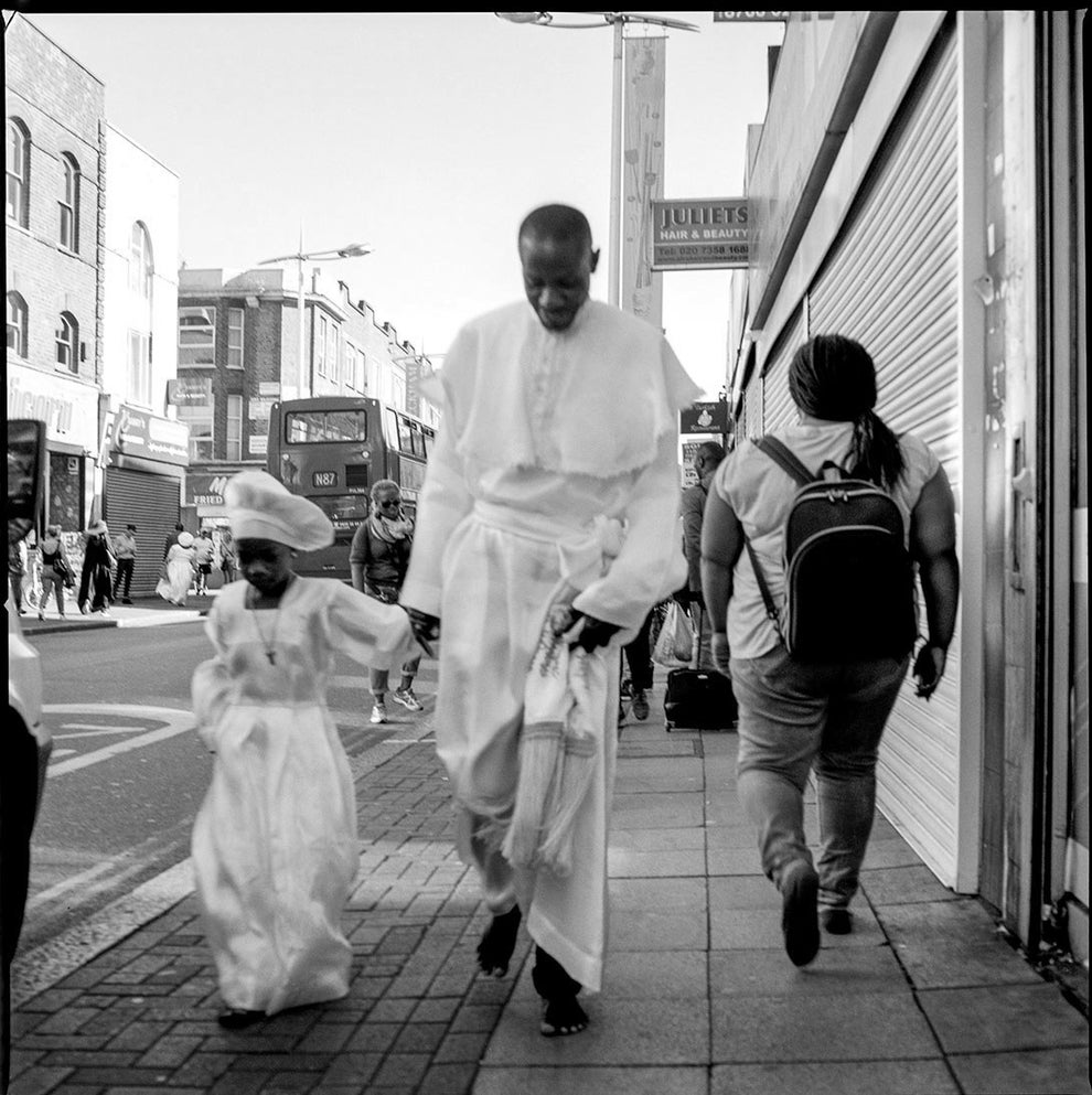 16 Stunning Pictures Of British People