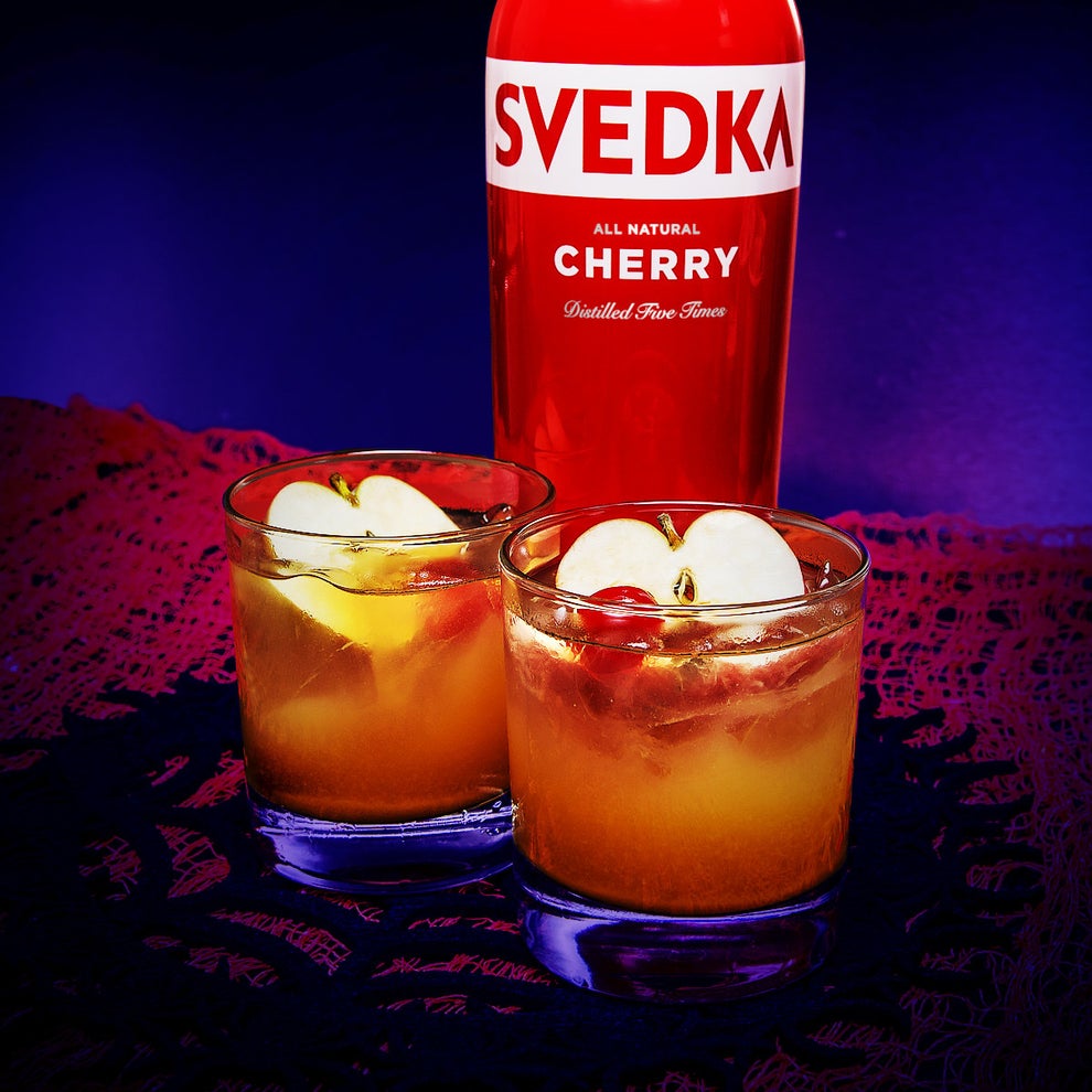 10 Creepy Cocktails You Need To Make This Halloween
