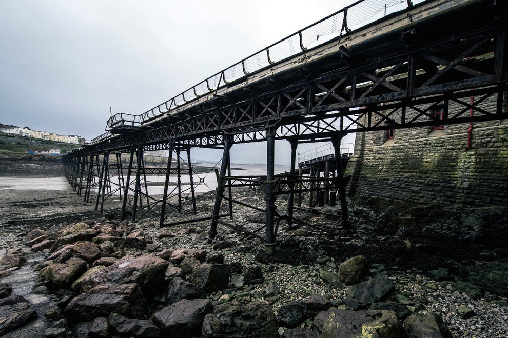 There’s A Stunningly Creepy Pier In Somerset That You Have To See