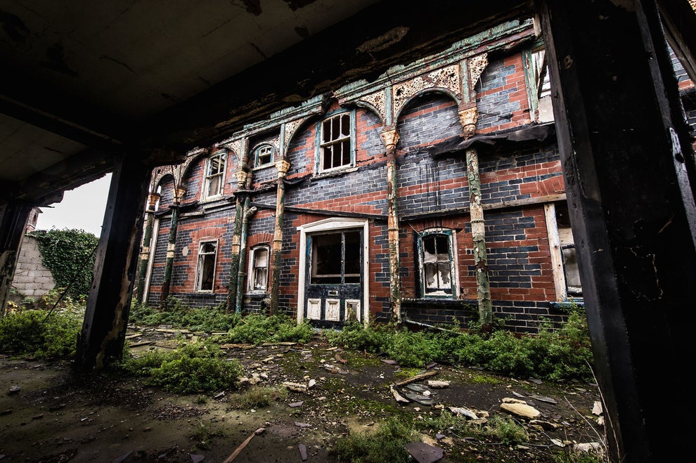 There’s A Stunningly Creepy Pier In Somerset That You Have To See