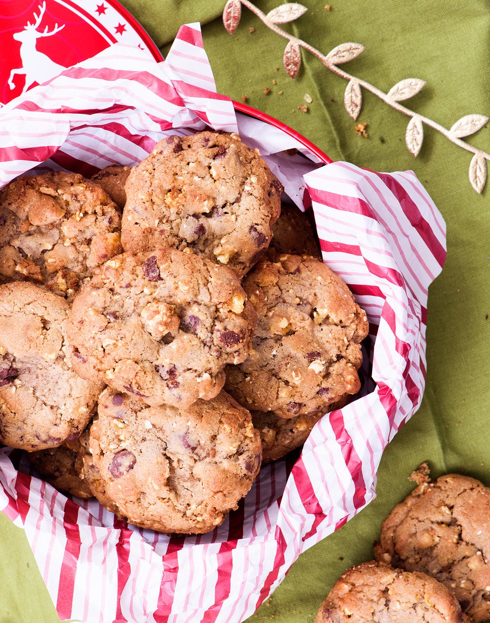 12 Creative Holiday Cookies That'll Make You The Star Of The Cookie ...