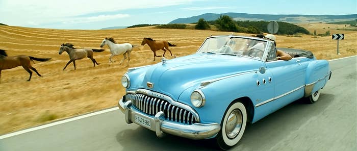 43 Stunning Shots From “Zindagi Na Milegi Dobara“ That Prove It Was A ...