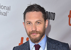 One Must Go: Hot Celeb Edition