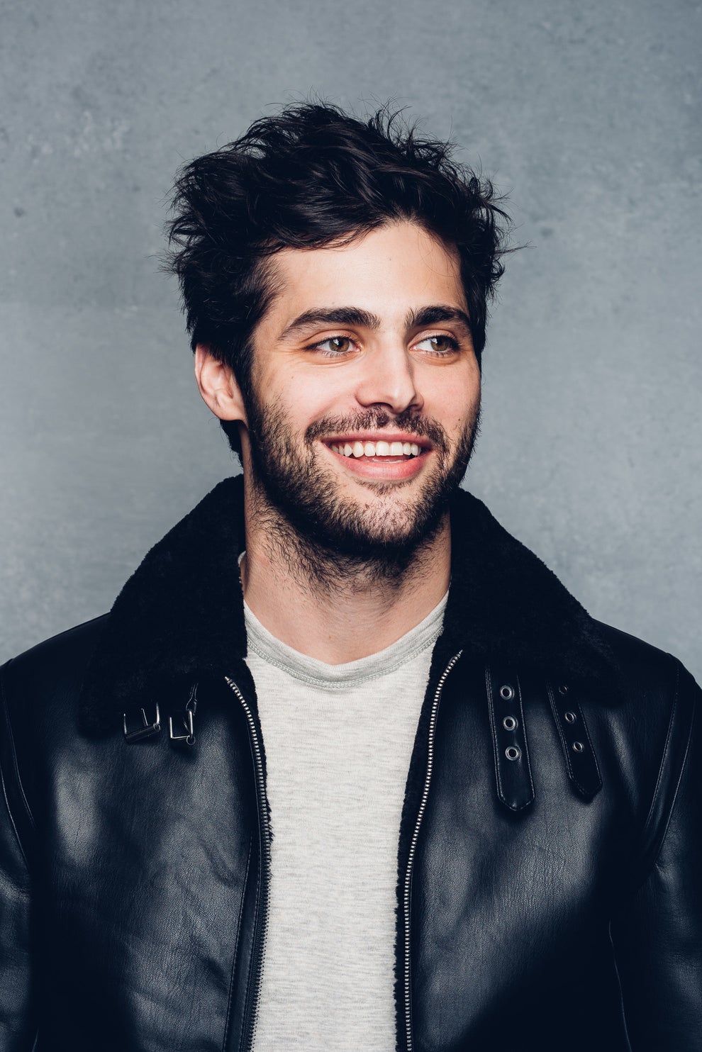 27 Things We Learned On Set With Matthew Daddario