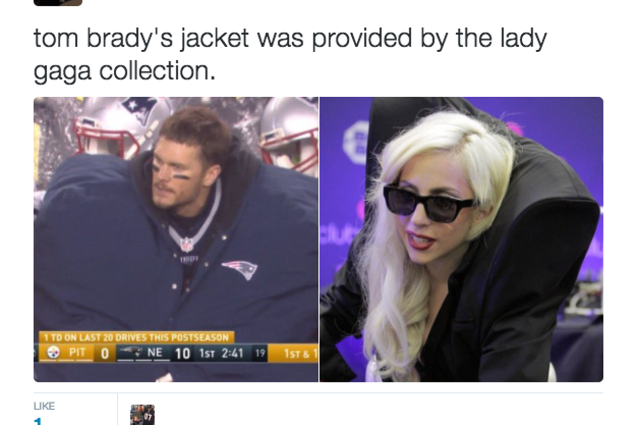 Tom Brady Wore The Most Extra Jacket On The Sidelines And People Have ...