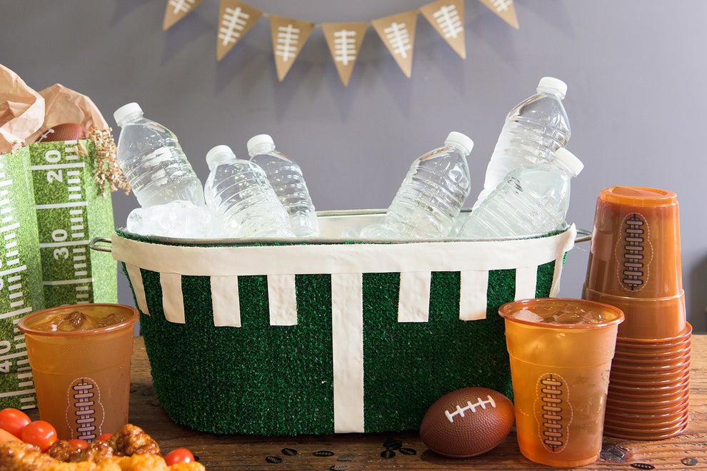 How To Hack The Ultimate Indoor Tailgate In 12 Easy Steps
