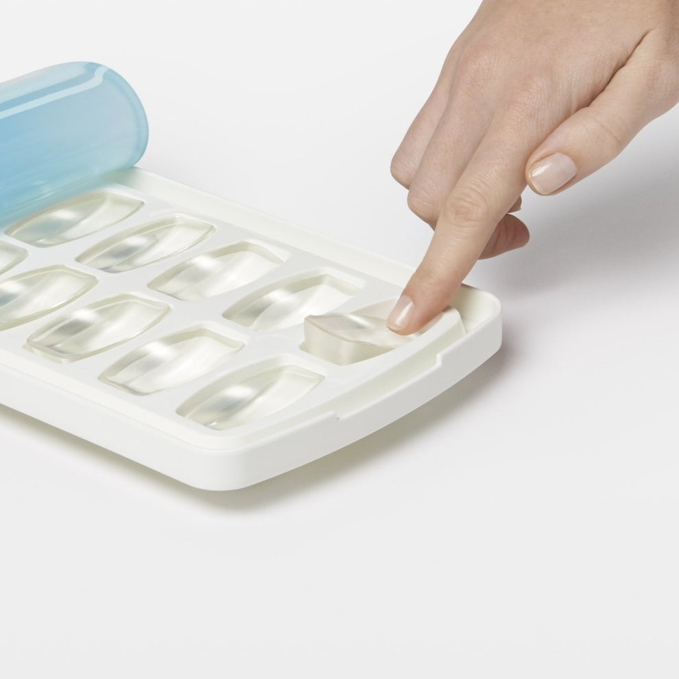 34 Ridiculously Clever Ways To Make Ice