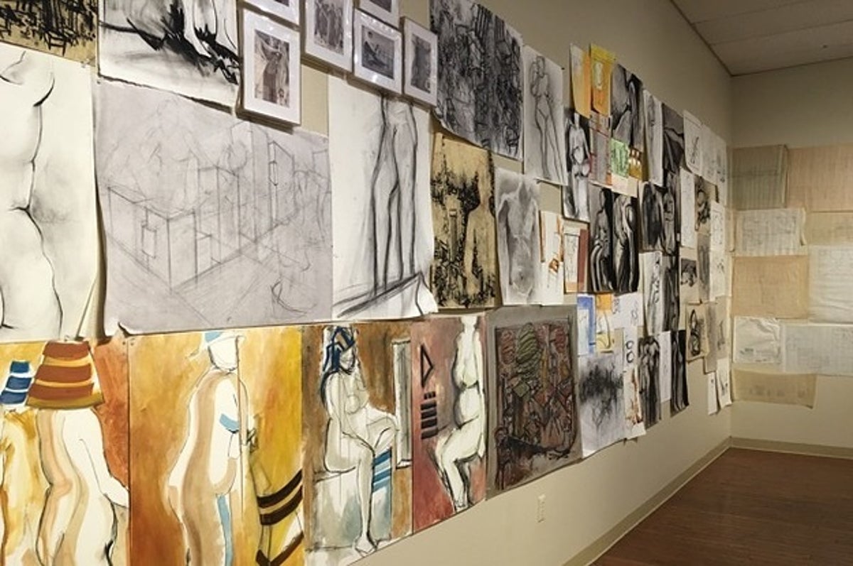 A Community Arts Center Exhibit Was Vandalized With "Make America Great ...