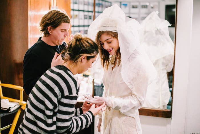 Lorde’s Backstage Photos From “Saturday Night Live” Are Pure Perfection