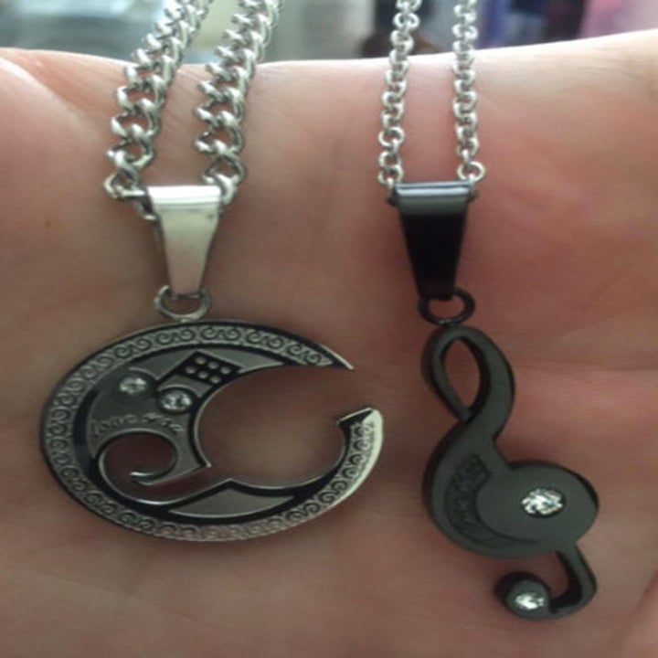 34 Impossibly Cute Friendship Necklaces Your BFF Will Totally Love