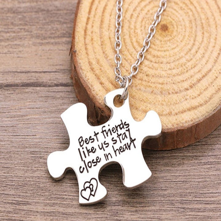 34 Impossibly Cute Friendship Necklaces Your BFF Will Totally Love