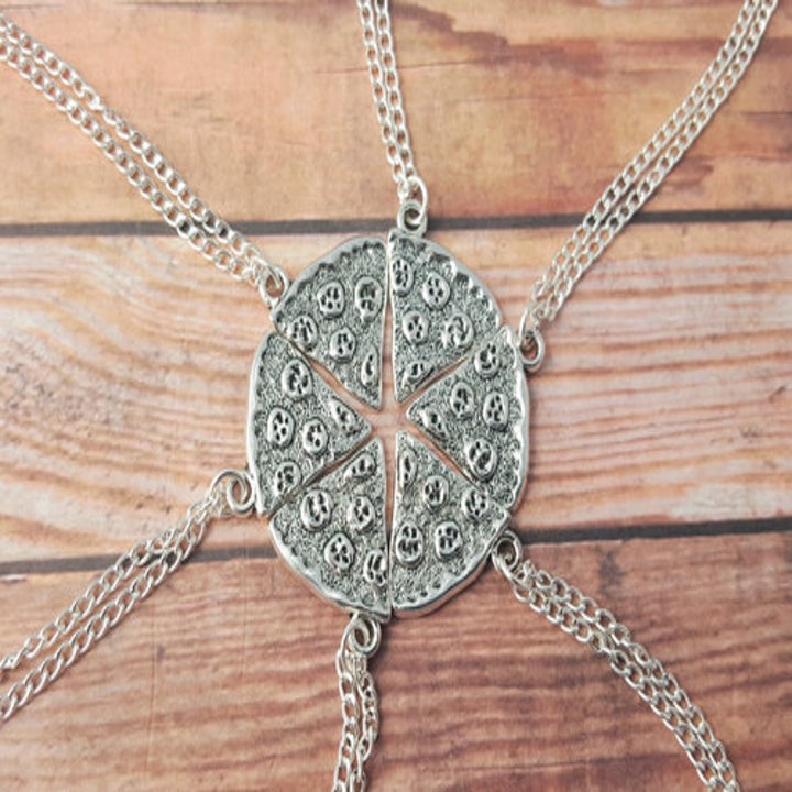 34 Impossibly Cute Friendship Necklaces Your BFF Will Totally Love