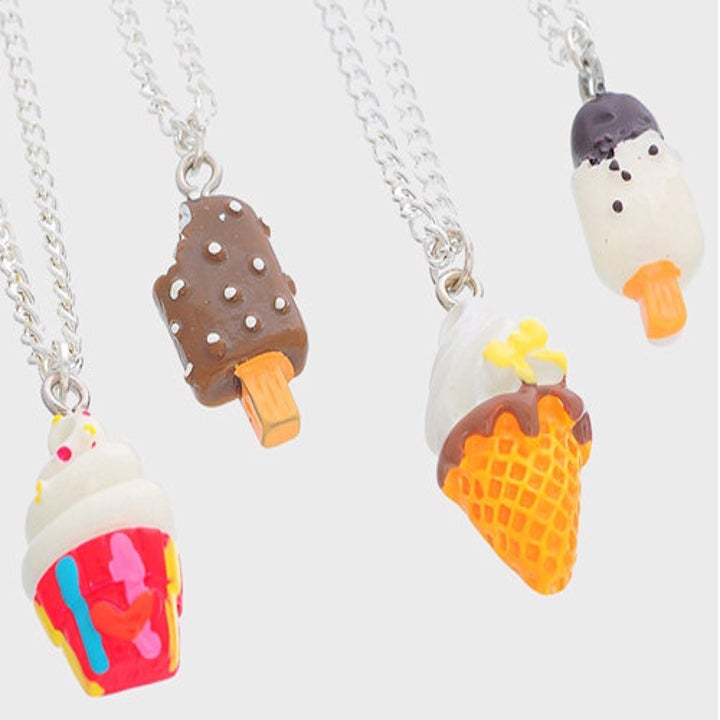 34 Impossibly Cute Friendship Necklaces Your BFF Will Totally Love