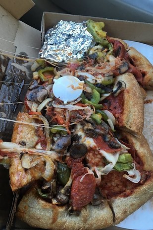 18 Hilariously Awful Pizza Delivery Fails That Will Make You Laugh Then Cry