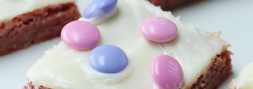 M&M’S® Strawberry Sugar Cookie Bars
