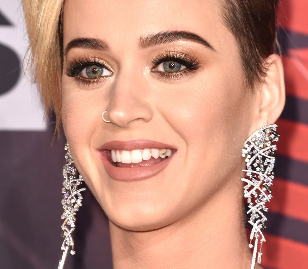 Katy Perry Walked The Red Carpet With Quinoa In Her Teeth