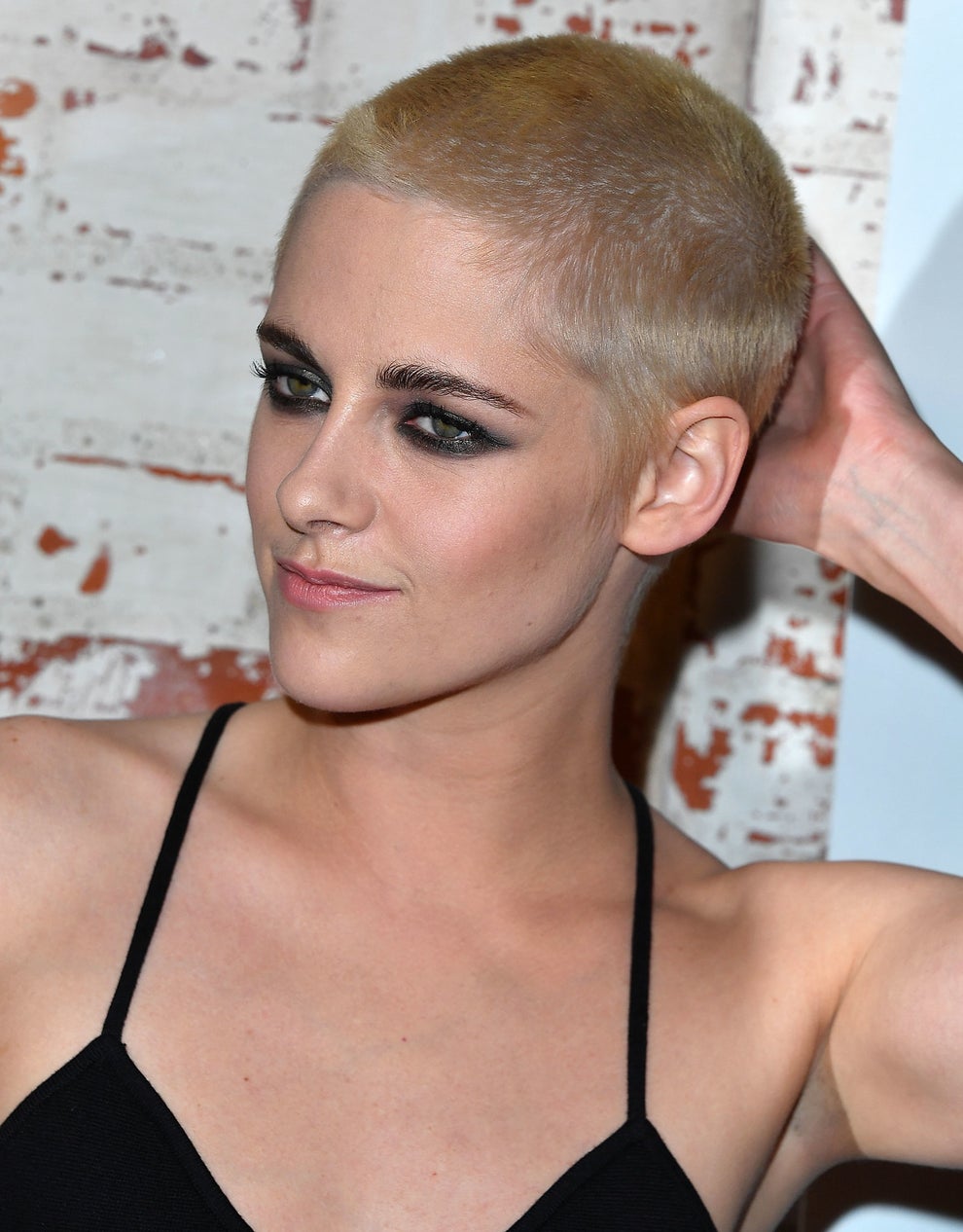 Literally Just 26 Pictures Of Kristen Stewart And Her Newly Shaved Head ...