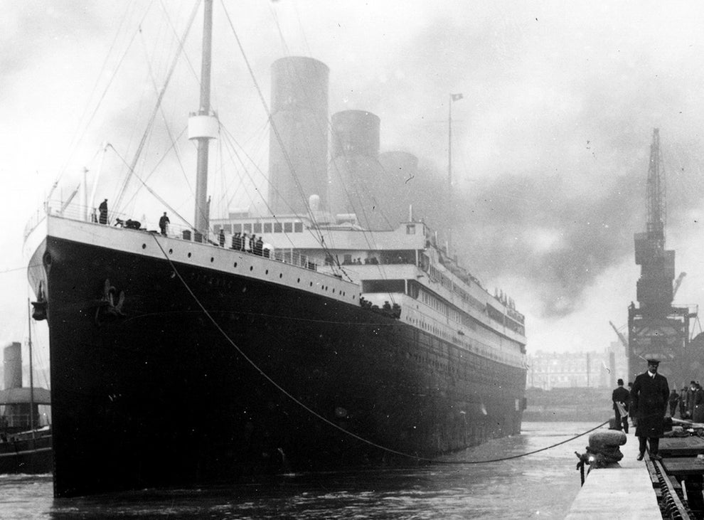 19 Creepy Pictures From The Titanic Before It Sank