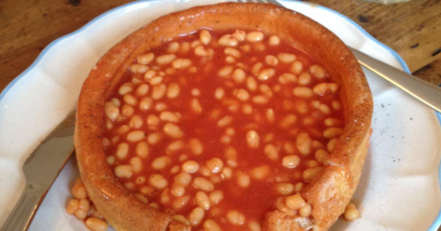 23 Sad Meals Every Vegetarian British Person Has Suffered Through