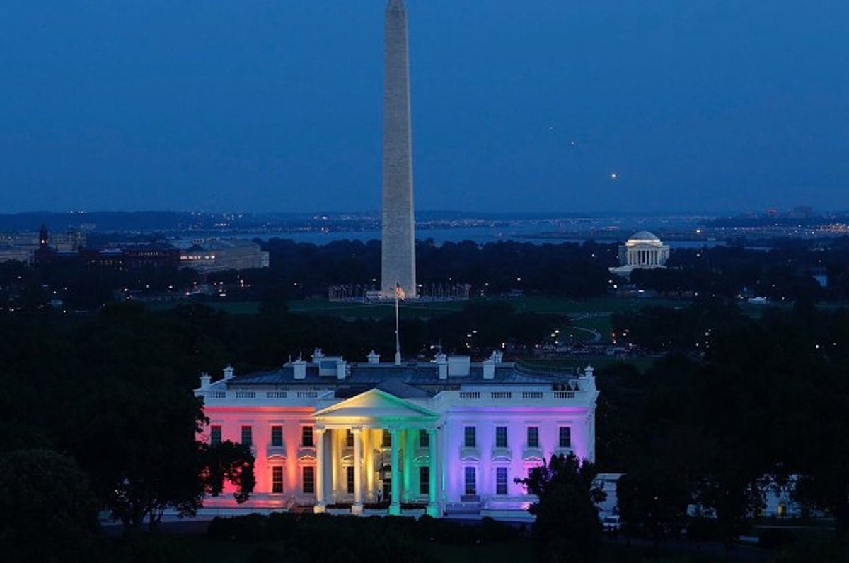 People Are Sharing An Old Photo Of The White House Lit Up In Rainbow Colors