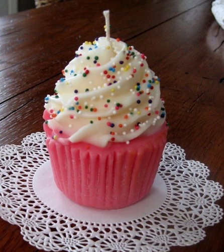 Can You Tell Which Cupcakes Aren't Real?