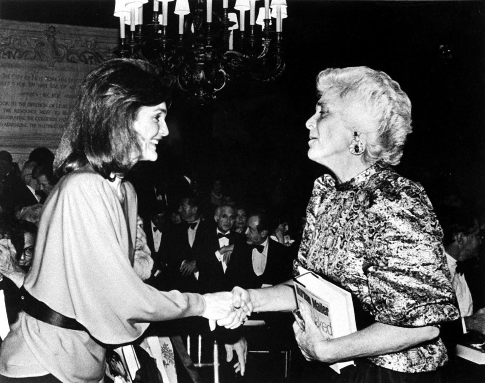 The Life Of Former First Lady Barbara Bush In Photos