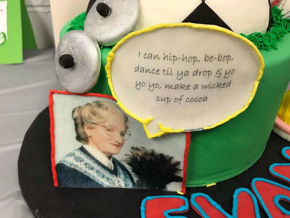 This Little Boy Had The "Mrs. Doubtfire"–Themed Birthday Party Of Your ...