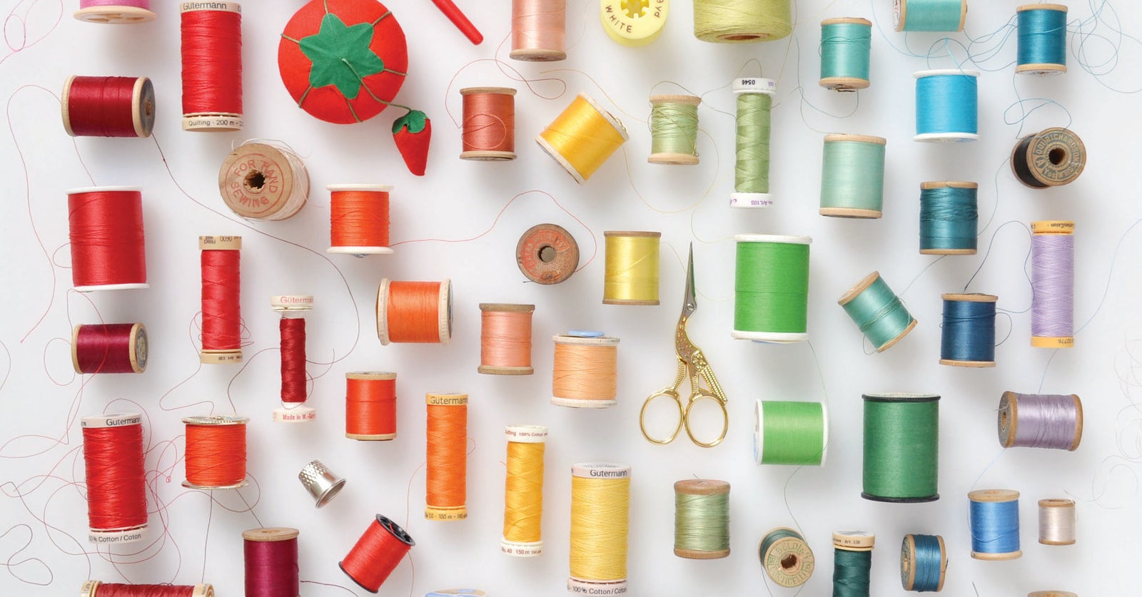 10 Intensely Satisfying Photos Of Things Organized By Color