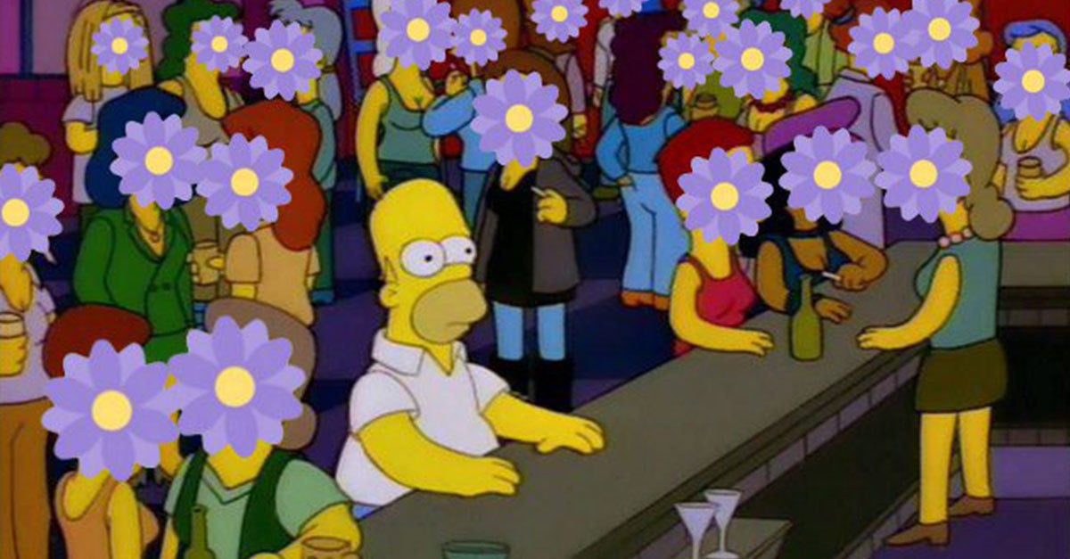 Volvió la flor a las reacciones de Facebook y los memes están ...