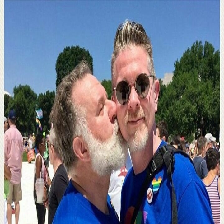 This Gay Couple Re-Created Their Pride Photo 24 Years Later And It Has ...