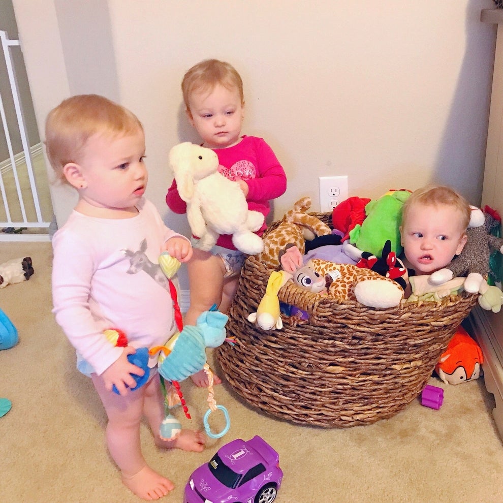 25 Photos Of The "OutDaughtered" Family That Are Too Cute For The Internet