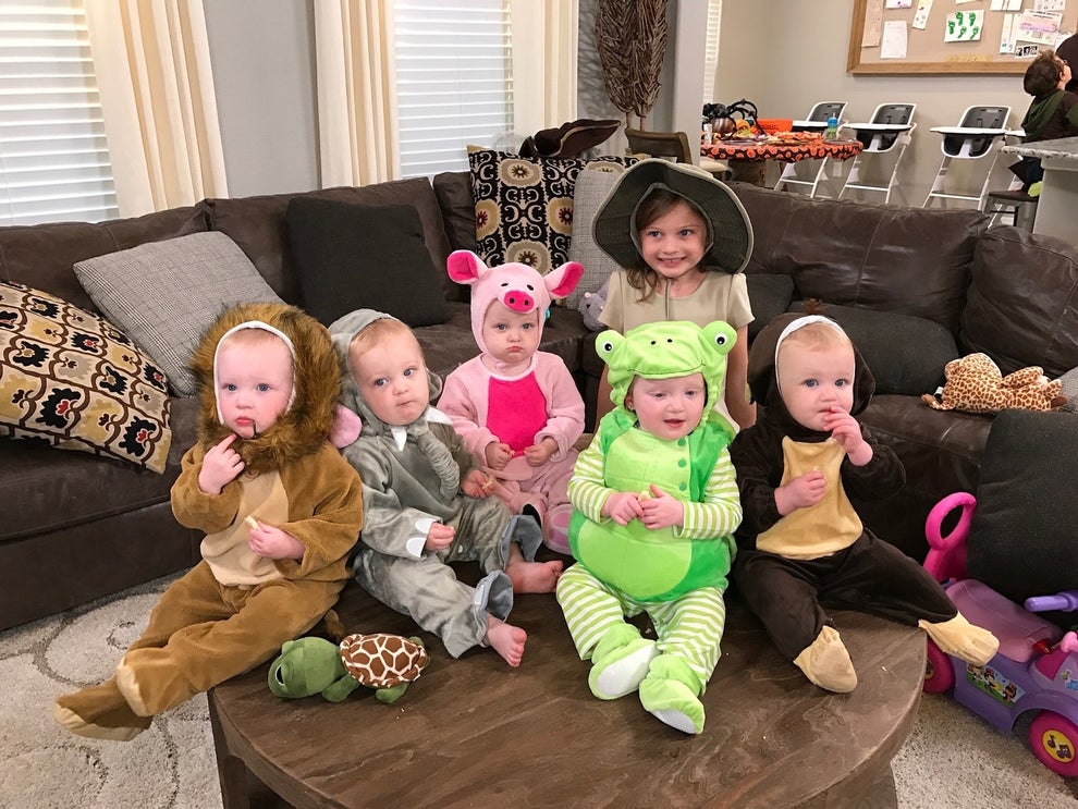 25 Photos Of The "OutDaughtered" Family That Are Too Cute For The Internet