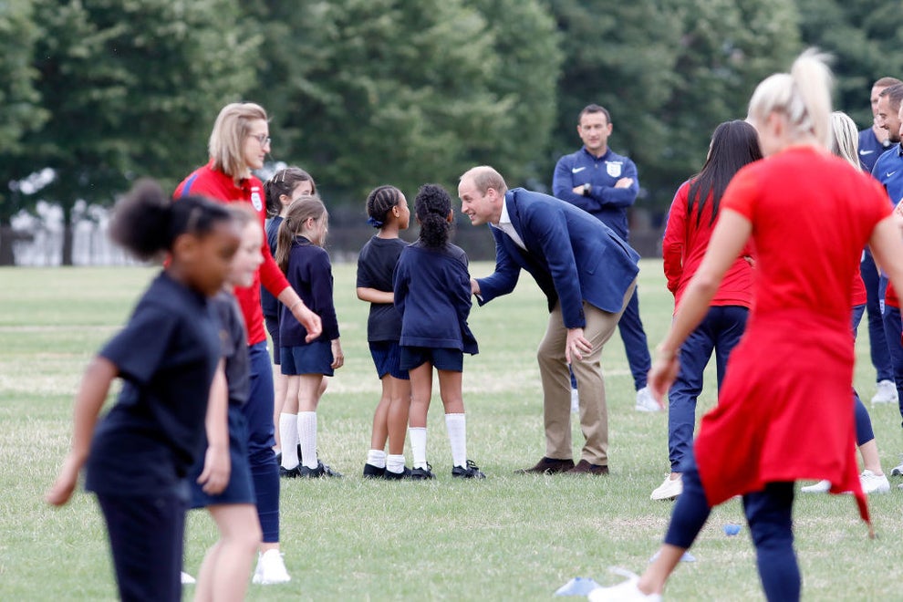 We Need To Talk About These Photos Of Prince William And Small Children ...