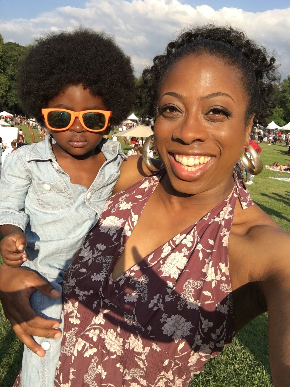 20 Next-Level Selfie Tips That’ll Seriously Glo Up Your Instagram Game