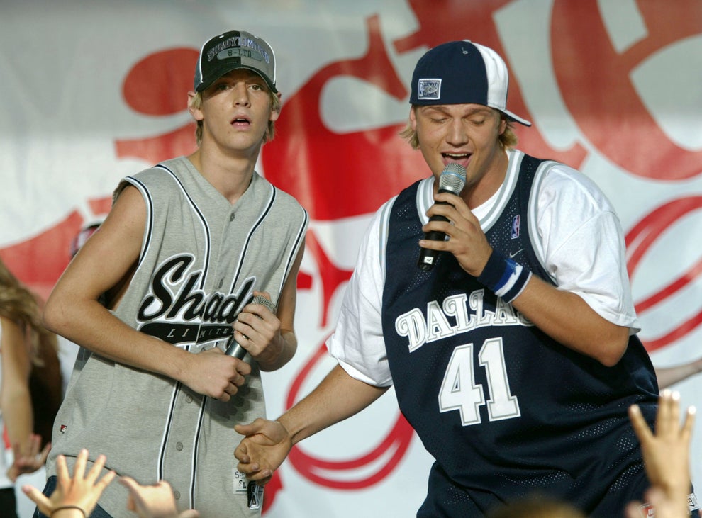 17 Aaron Carter Fashion Choices That Are Literally Peak ’00s