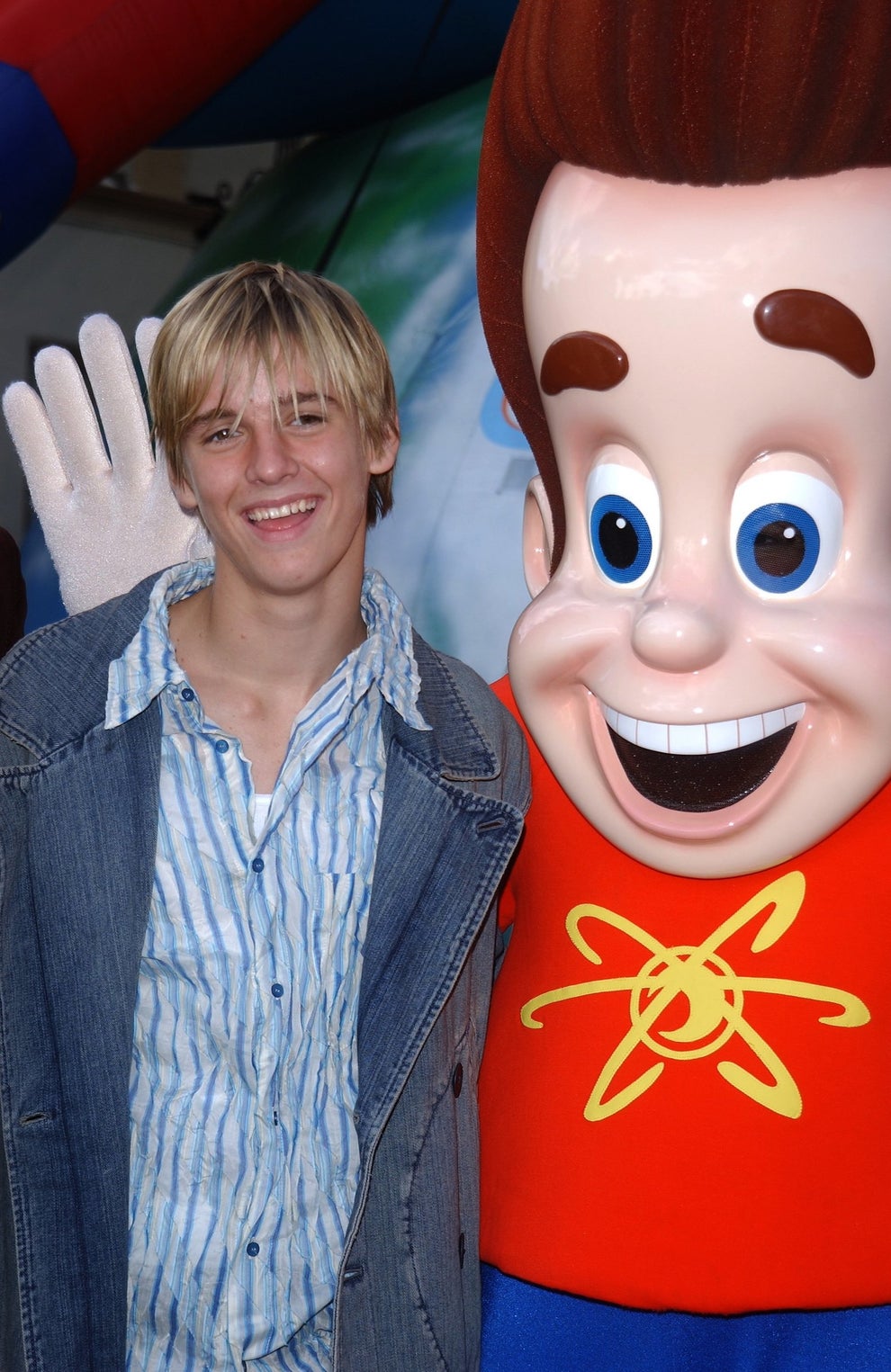 17 Aaron Carter Fashion Choices That Are Literally Peak ’00s