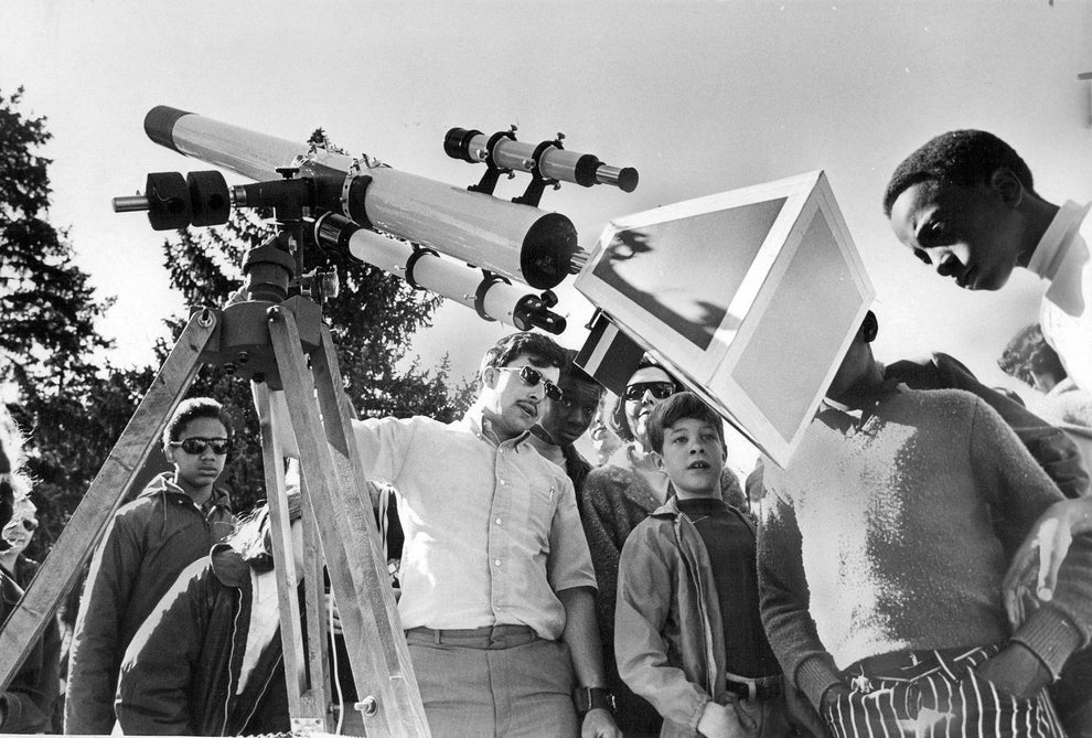 24 Incredible Pictures Of Solar Eclipses Through History
