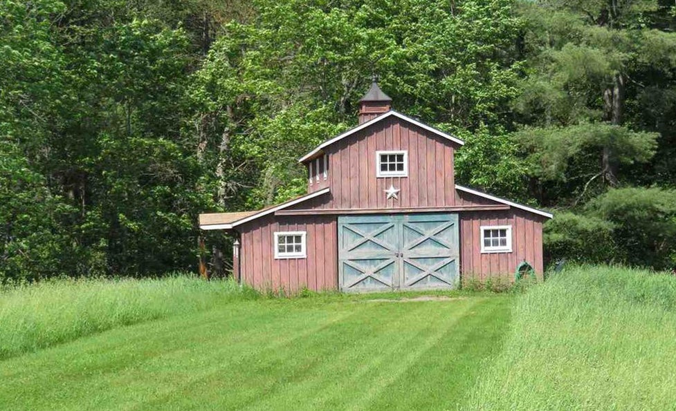 Shop At This Farmers Market & We'll Reveal The Perfect Farm For You